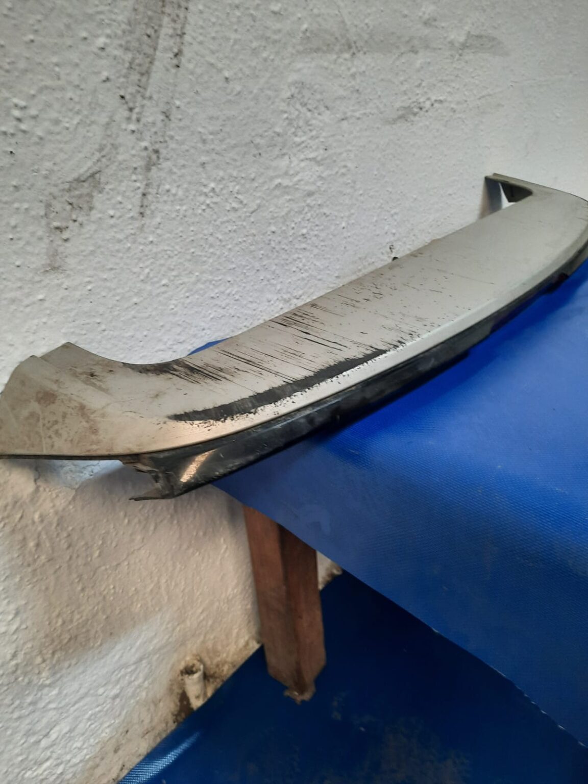 Moldura Spoiler Tapa Cajuela Chevrolet Trax 2018-2020 - Autopartes ...